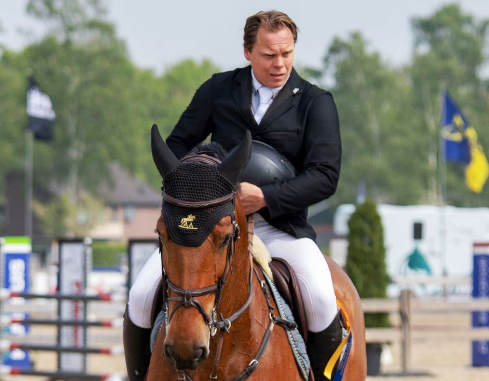 Bas van der Aa sterk in Almelo | Hippisch Twente